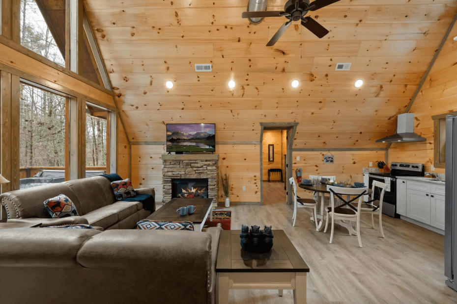 Peek Inside This Beautiful Cabin With Creek Views In Tennessee
