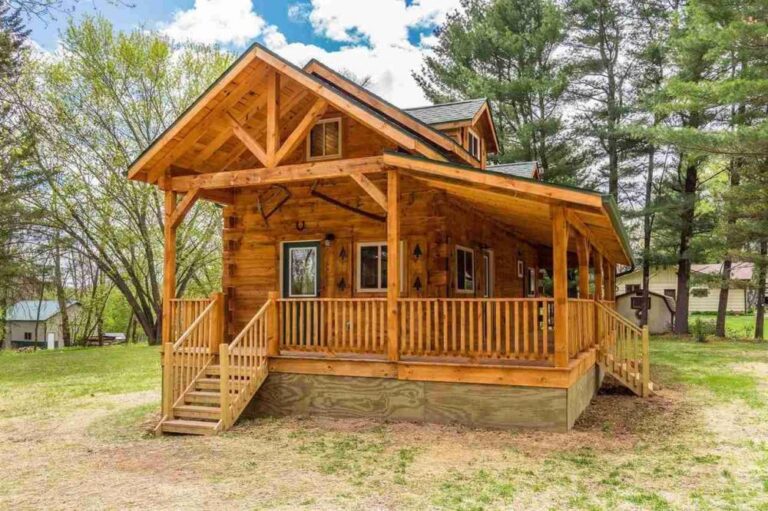 Fall In Love With This New And Cozy Amish Built Log Cabin
