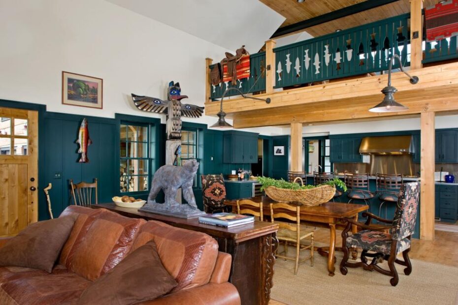 So Close To The Lake You Could Almost Fish From The Balcony Of This Log ...