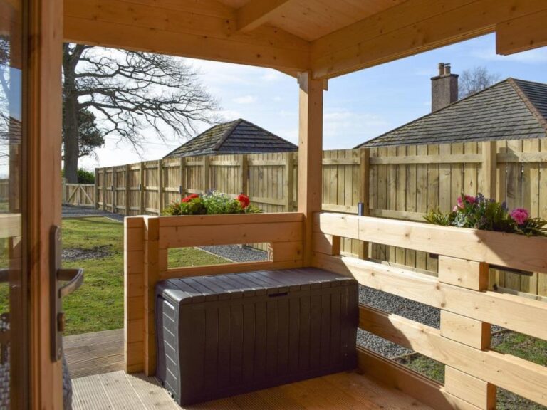 Look Inside This Charming Pinewood Cabin With Porch