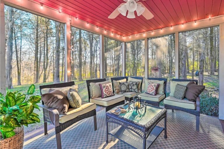 Tour Inside This Serene Cabin W/ Riverfront Views In Tennessee